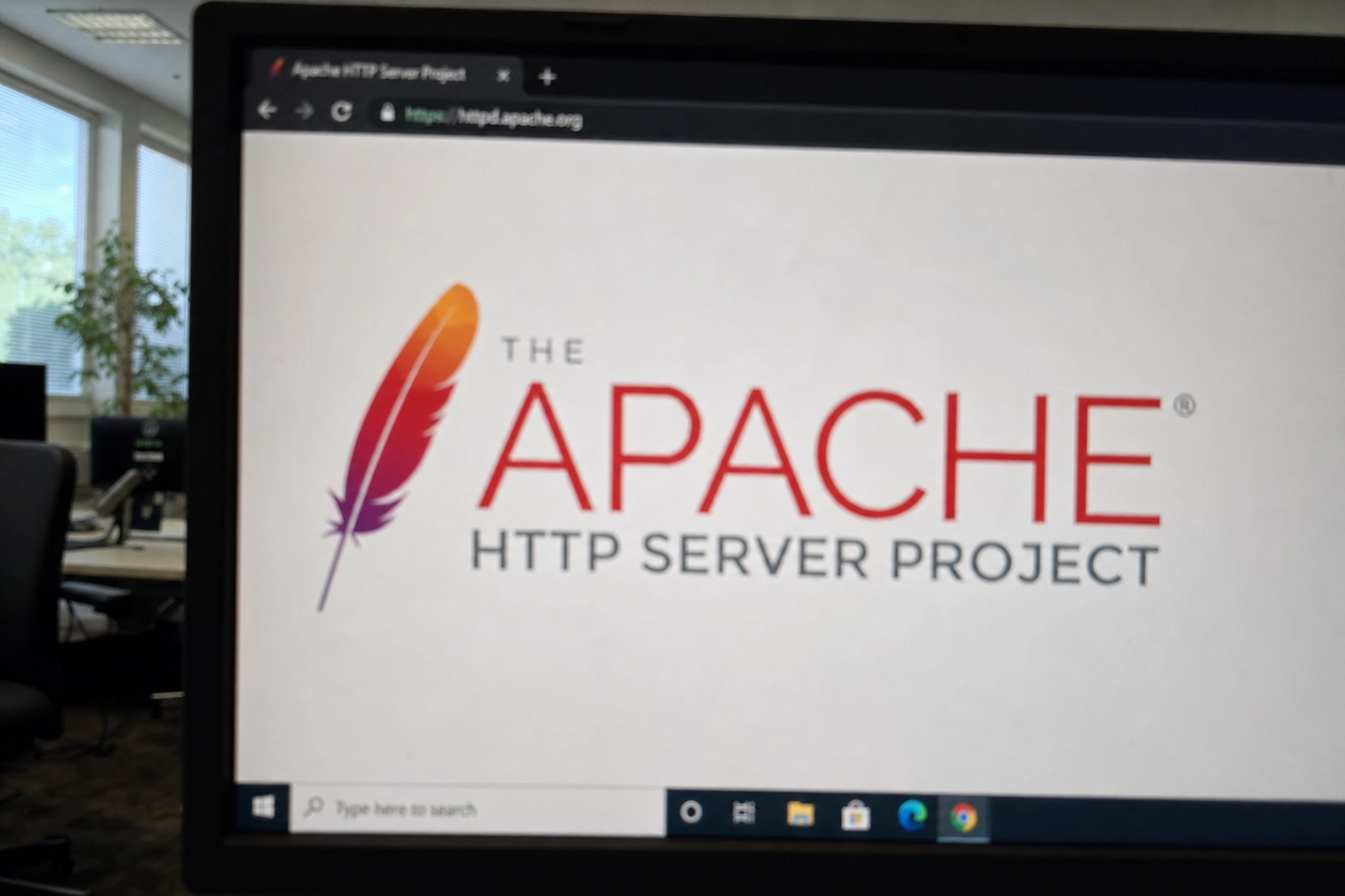 Kritisk Apache-bugg CVE-2026-23918 hotar webbservrar i Sverige