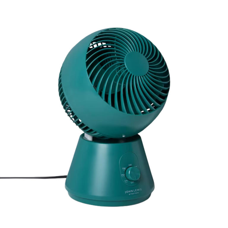 Muji's mini desk fan is the coolest way to beat the heat