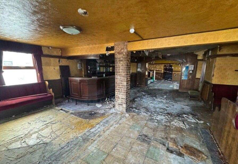 Latest Clive Emson auction includes former Wheatsheaf pub in Maidstone ...