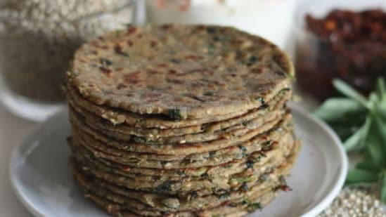 Make These Travel Friendly Methi Thepla With Curd Combines Fenugreek ...