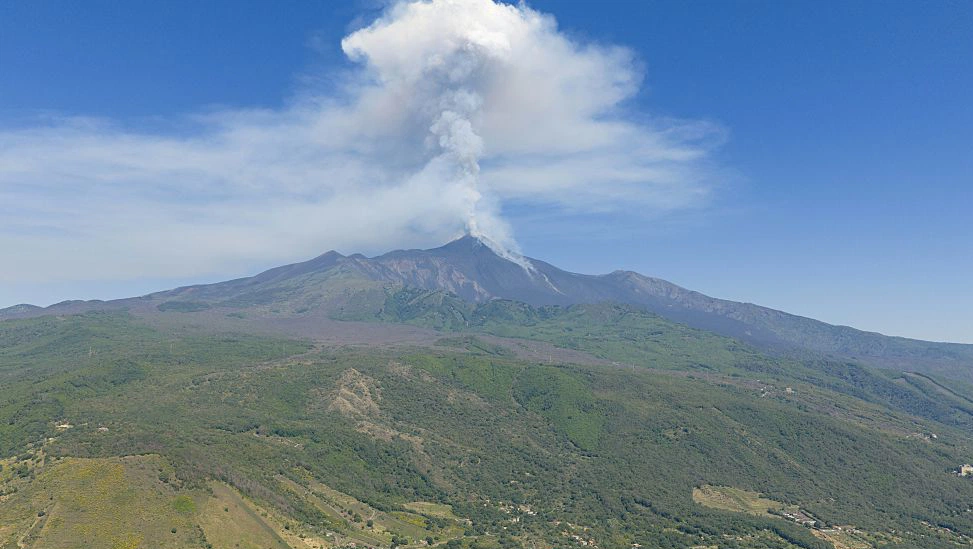 Volcano secrets from deep within Earth