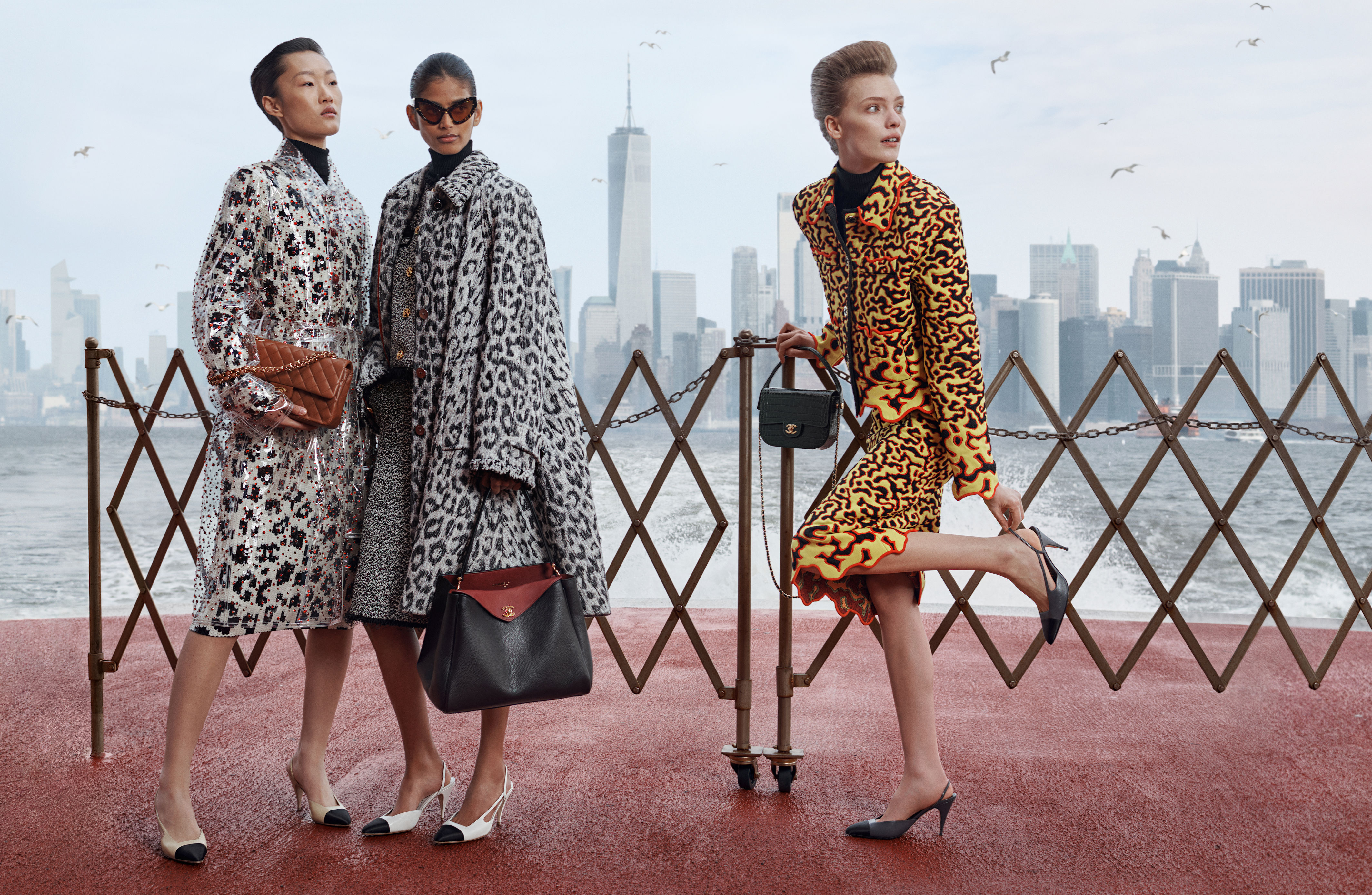 Wil je zien: de prachtige Métiers d'Art-campagne van Chanel