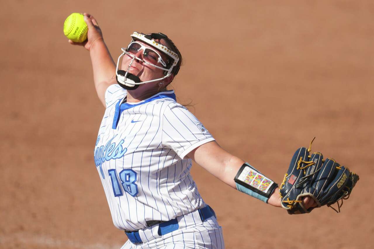 Perfect ending: Barbers Hill pitcher Macie Bryant throws perfect game ...
