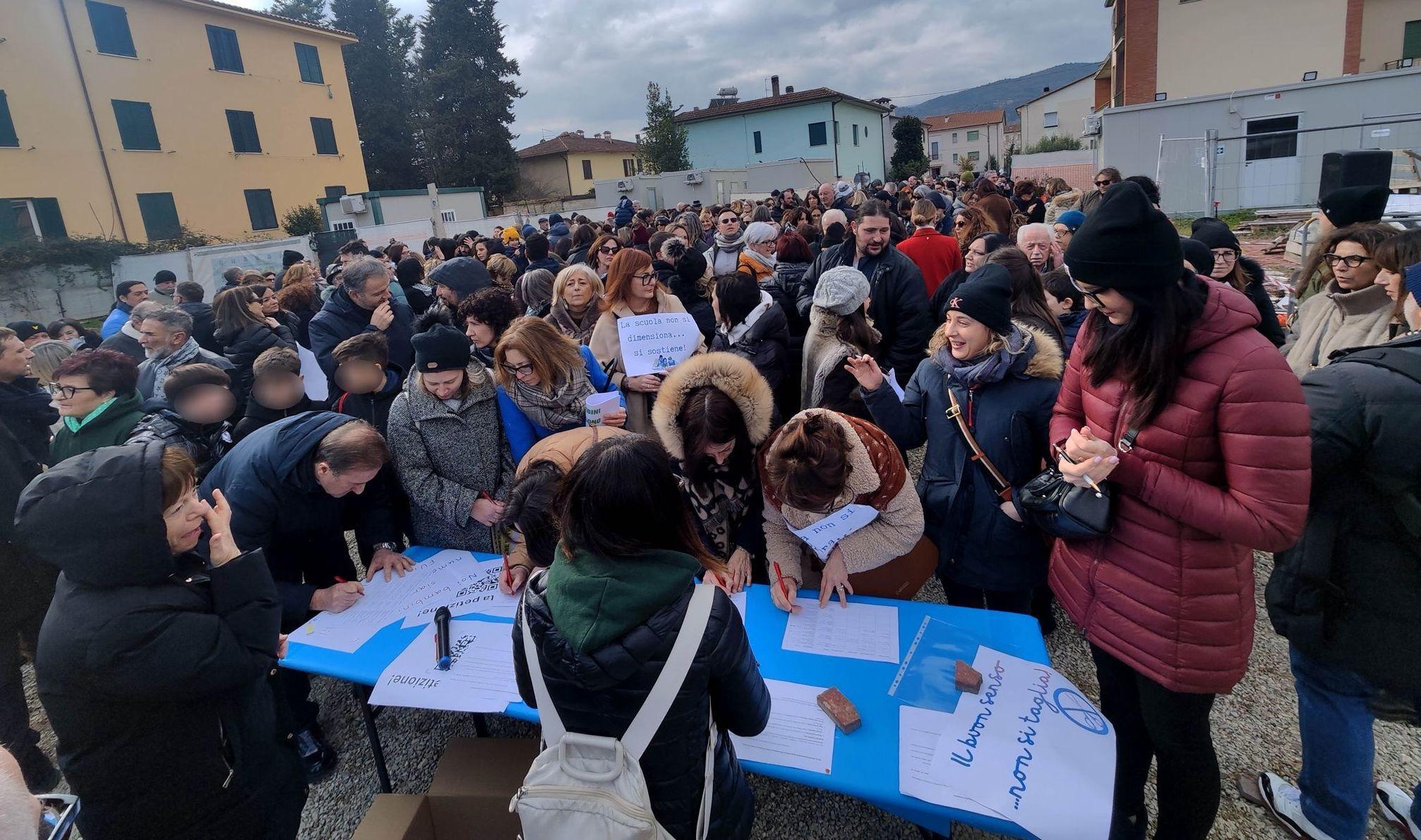 È salva la scuola Alighieri-Pascoli. Il Tar annulla gli accorpamenti