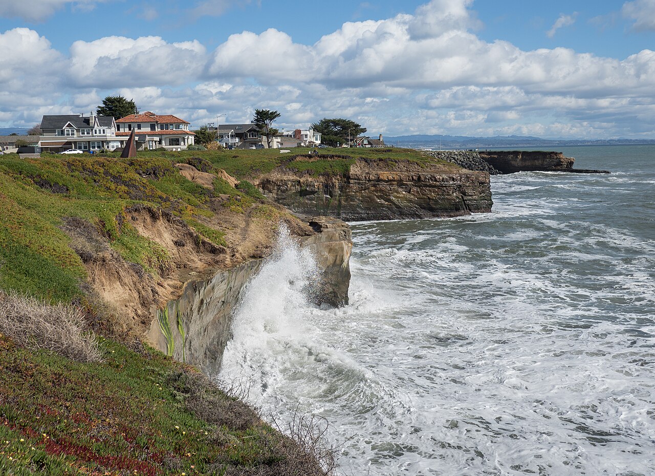This California beach town has redwoods, surf, and a 100-year-old ...