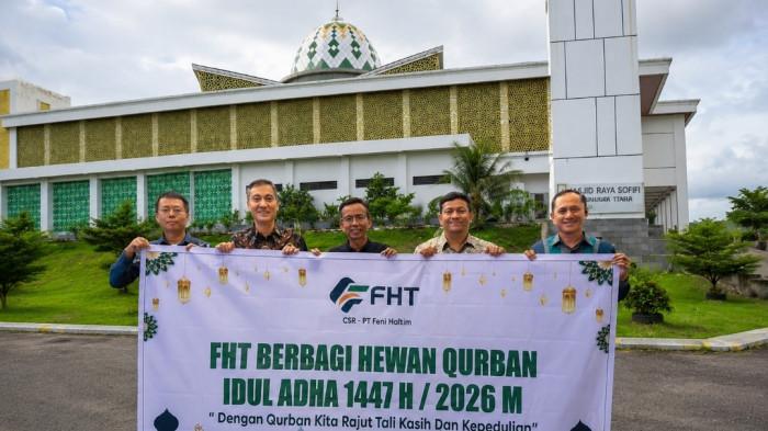 Momentum Idul Adha 1447 H, PT Feni Haltim berbagi hewan qurban di ...