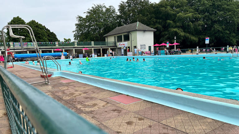 People reflect on lido as it celebrates 90 years