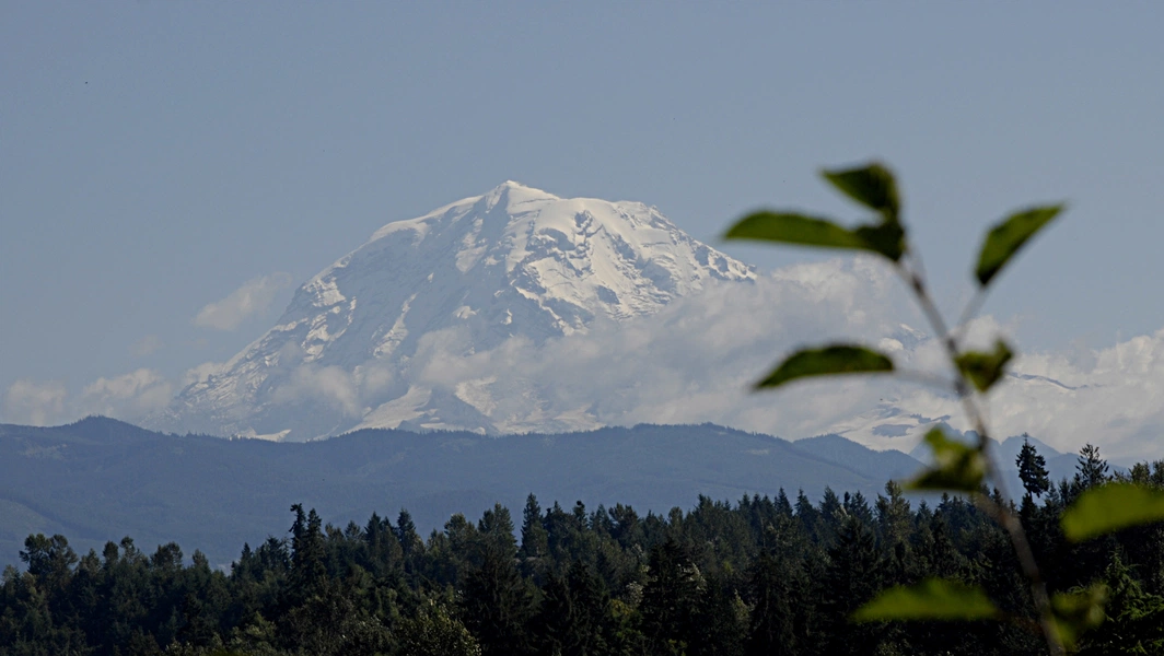 Scientists warn Mount Rainier could unleash deadly no-notice lahar