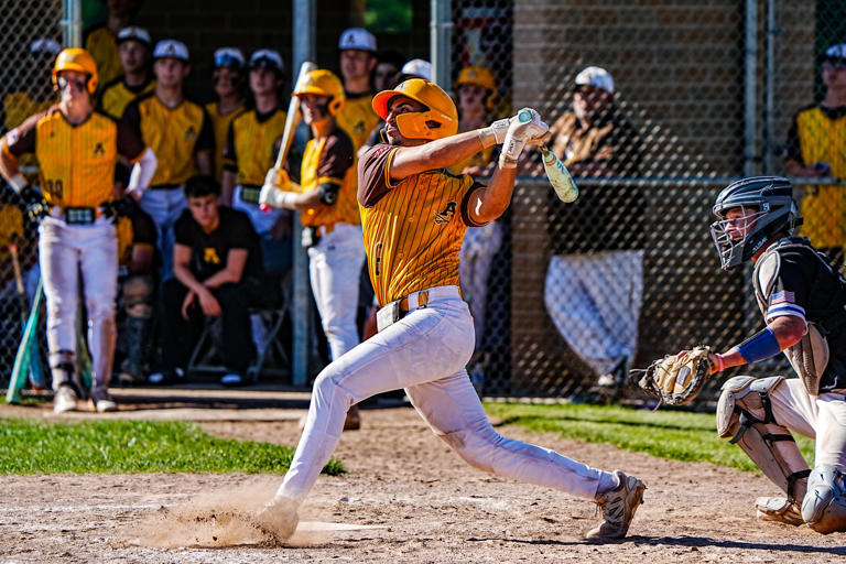 Vote now for the Freep Buffalo Wild Wings boys prep athlete of the week
