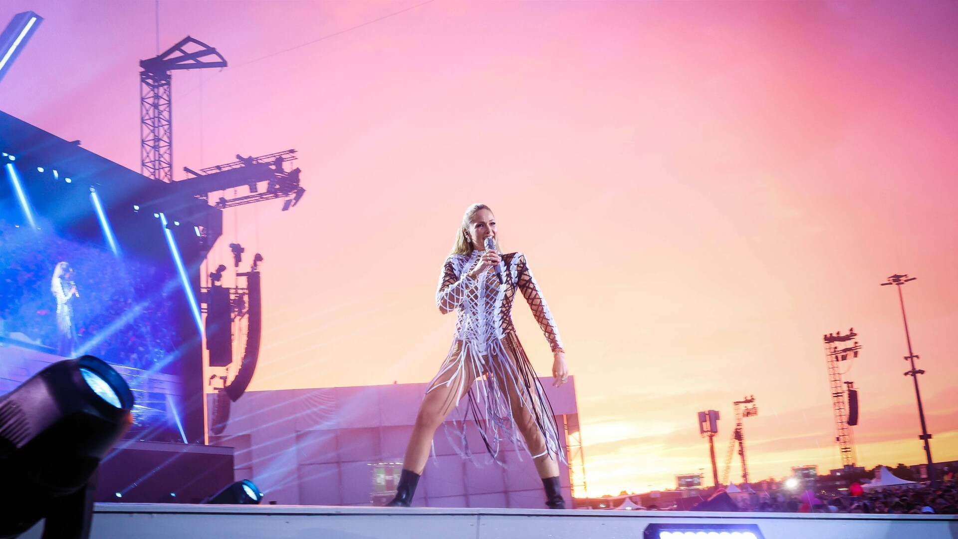 Helene Fischer singt WM-Song 2026: Fans sagen Weltmeister-Titel voraus