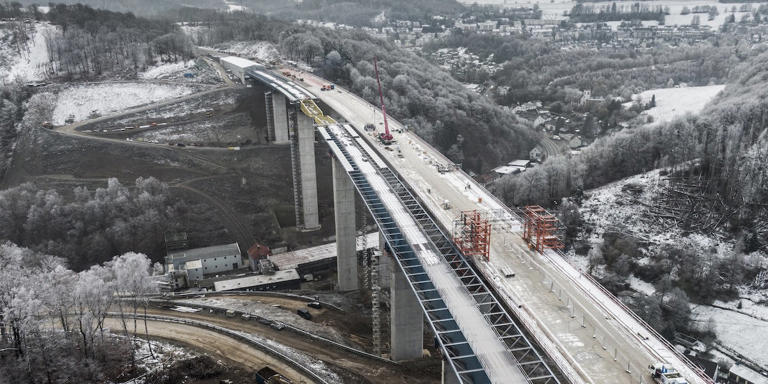 Bakterier gör att betong läker sig själv – sparar miljarder på ...