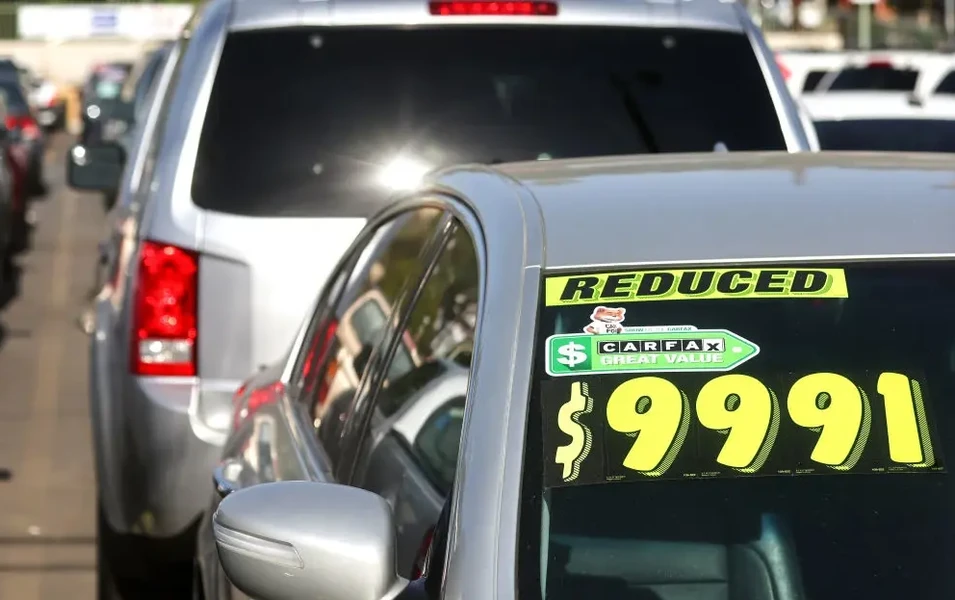 Experts warn of rising costs and risky models for car buyers