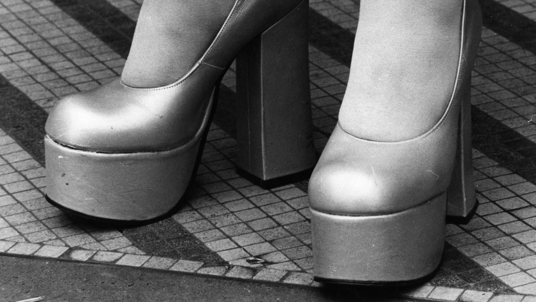 16 fads and styles that defined the 1970s