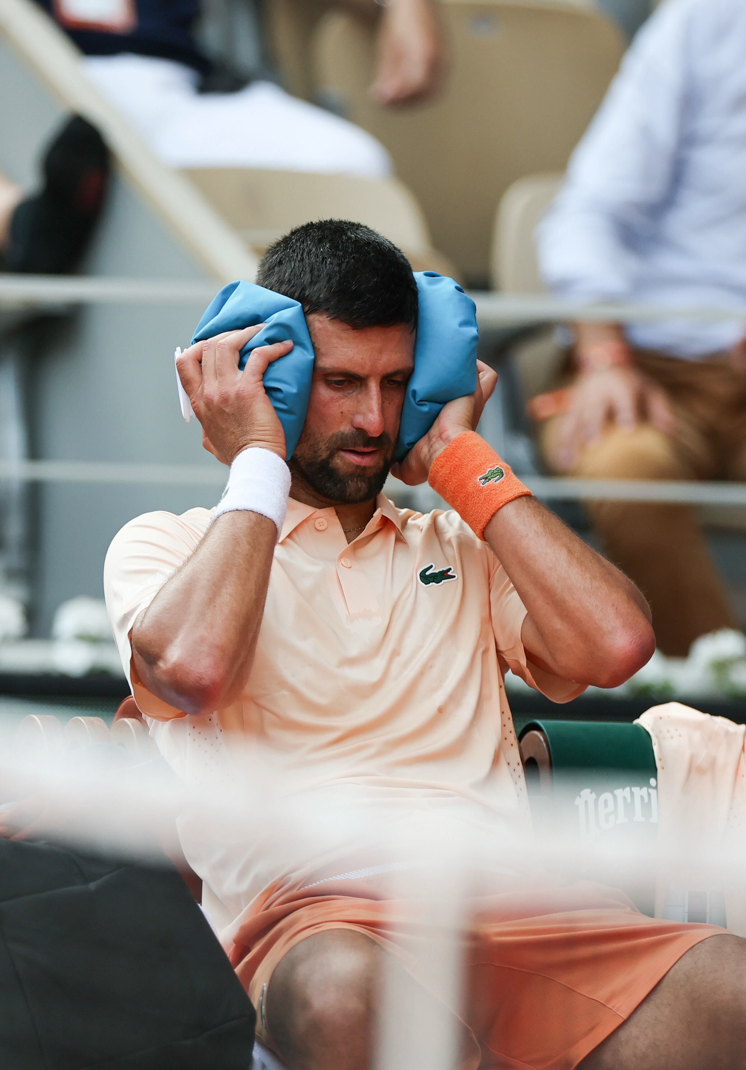 Djokovic falls in third round amid French Open heatwave
