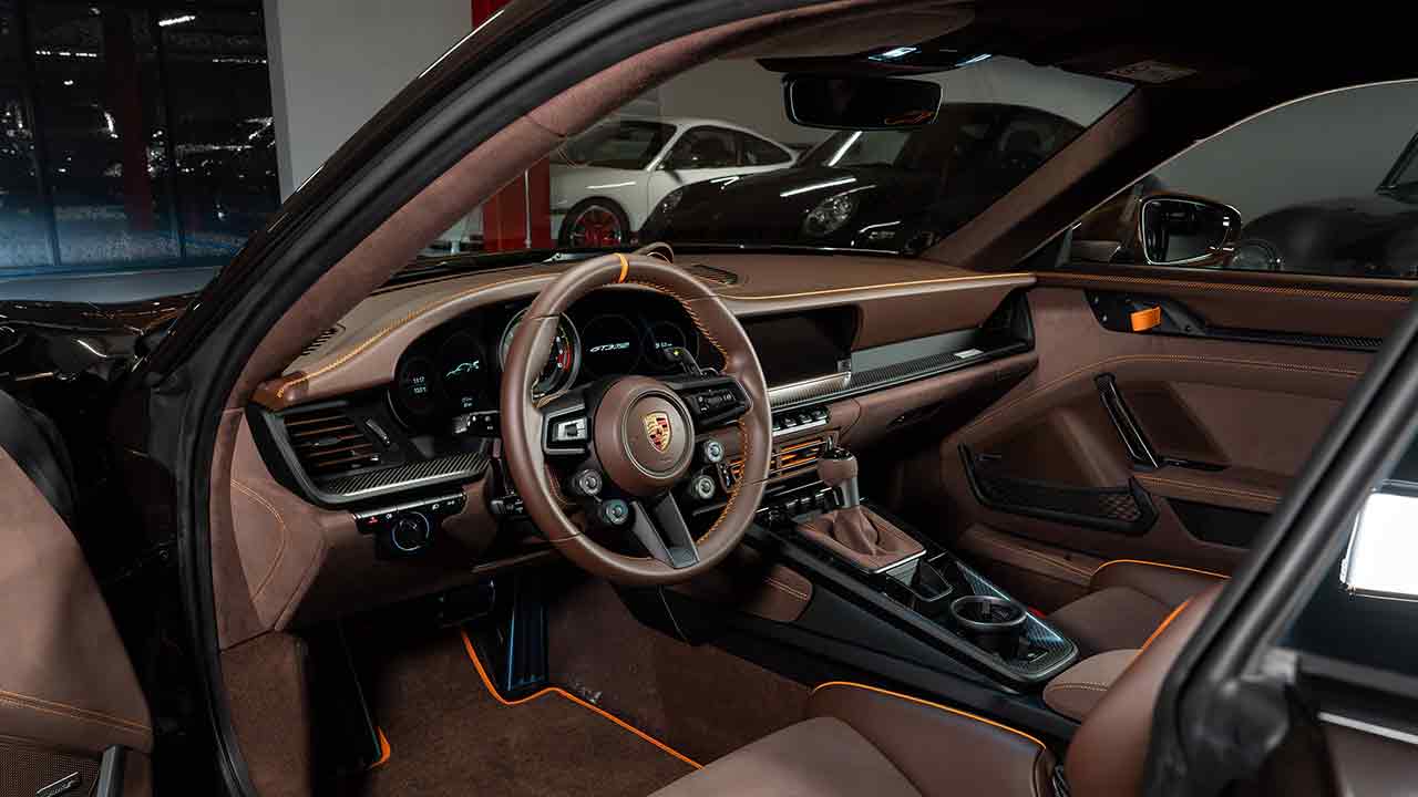 This bespoke 911 GT3 RS looks like Porsche’s track monster wearing ...