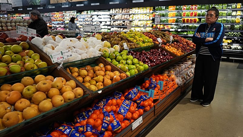 Conta do supermercado continua pesada apesar de inflação 'sob controlo'