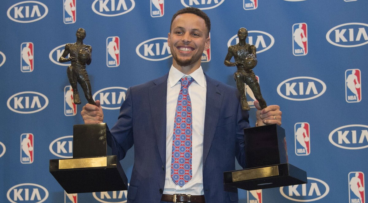 Medium ranks Steph Curry's 18 greatest NBA performances