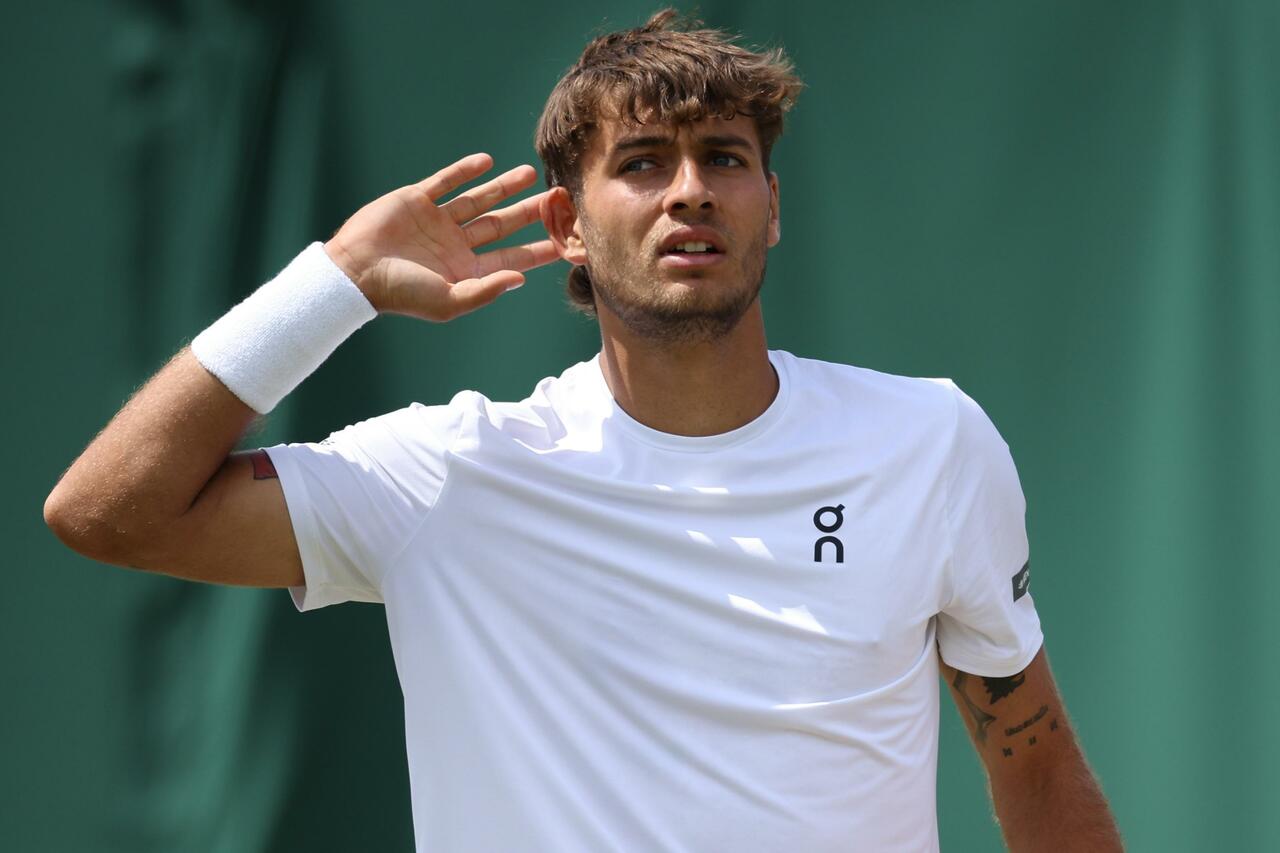 Flavio Cobolli: chi è il nuovo fenomeno del tennis italiano: è nato a ...