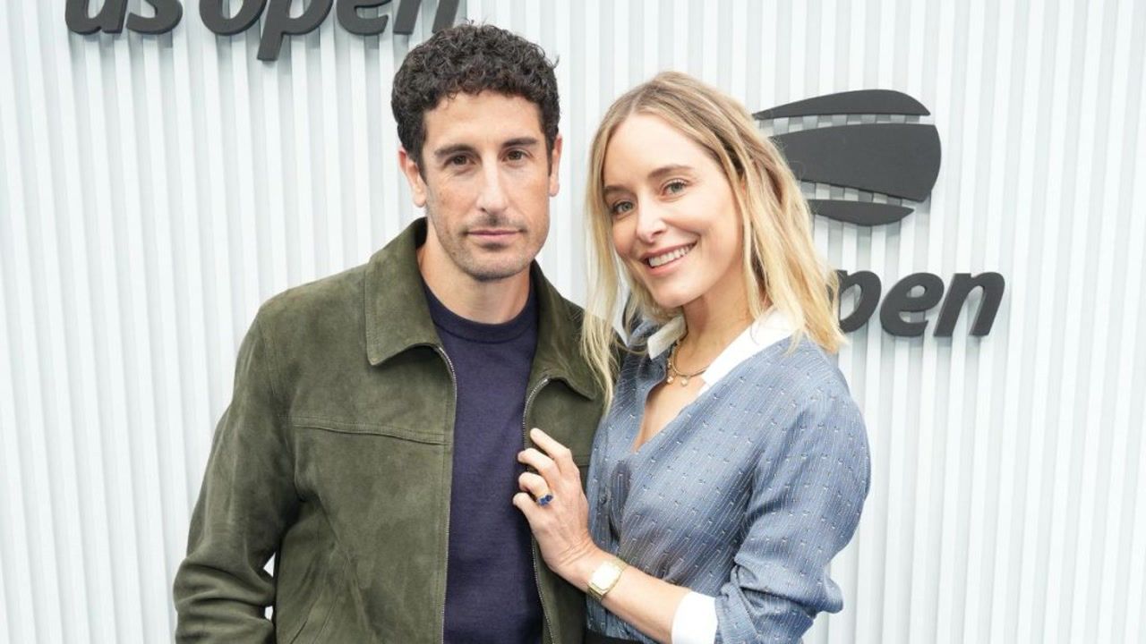 Jenny Mollen opens up about life in Jason Biggs' shadow