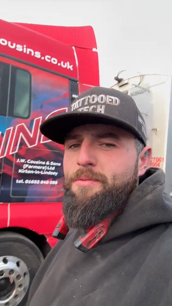 How I repair a heavy duty truck with clogged fuel filters