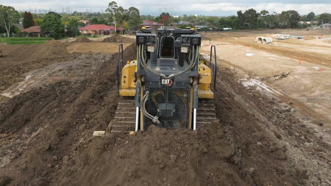 Deze gigantische bulldozer maakt grond verplaatsen verrassend eenvoudig