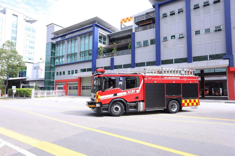 Singapore minibus driver unconscious after crash knocks down lamp post ...