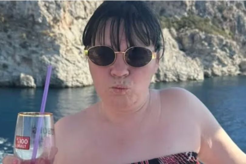 Scottish mum dies after heart attack on Lanzarote holiday as family pay ...