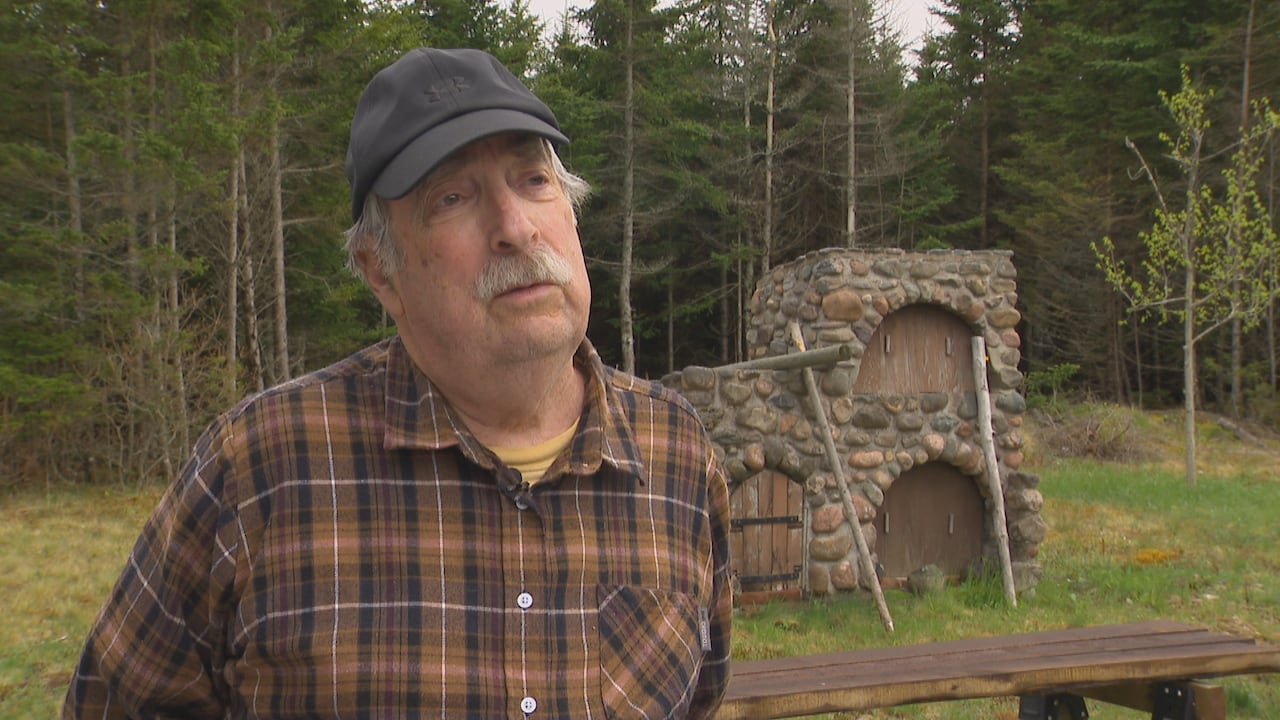 'He was a changed person': Clinton Ellison, survivor of Portapique mass ...