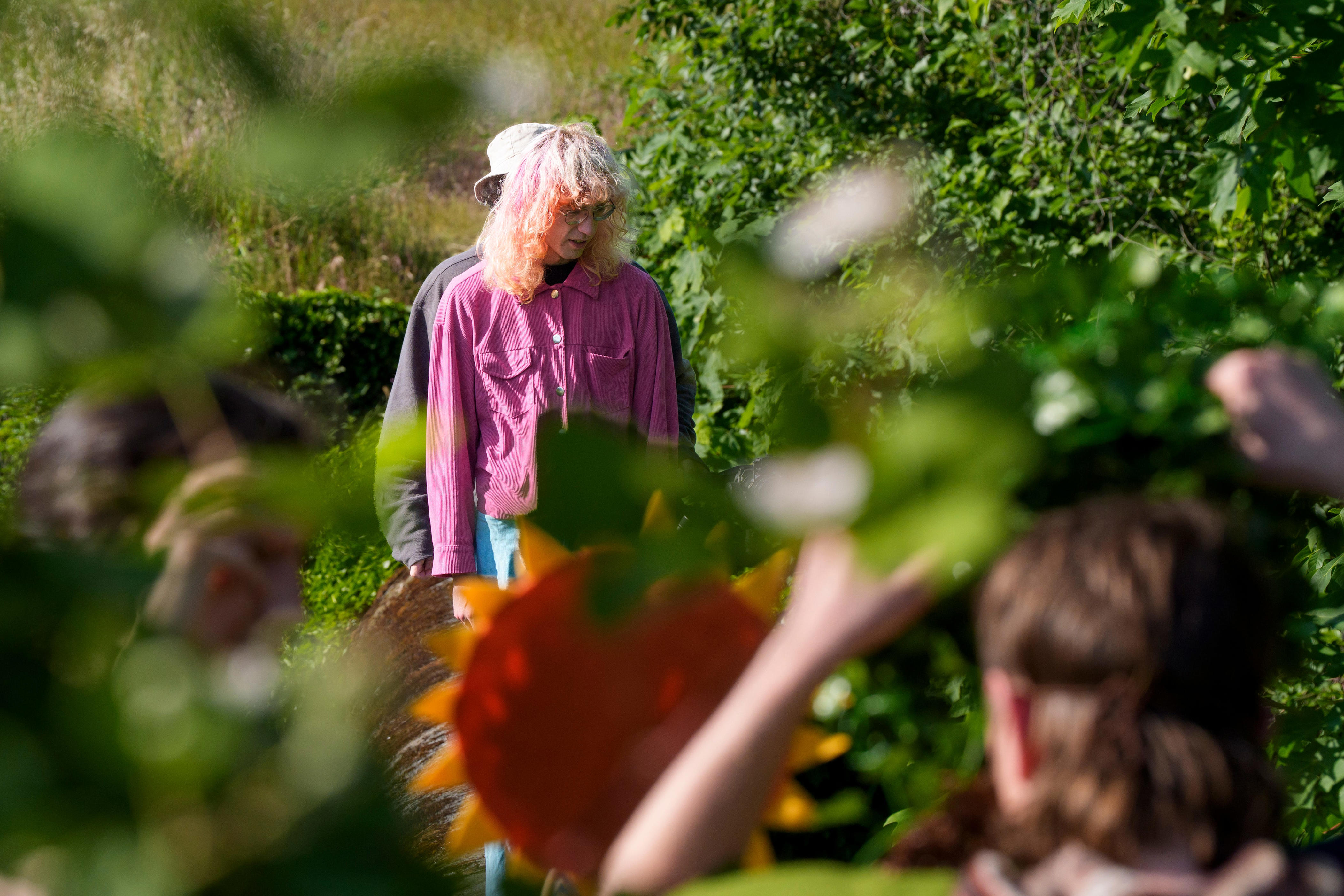 Behind the scenes with Ashe Newton, Eugene's own 'vibe rater'