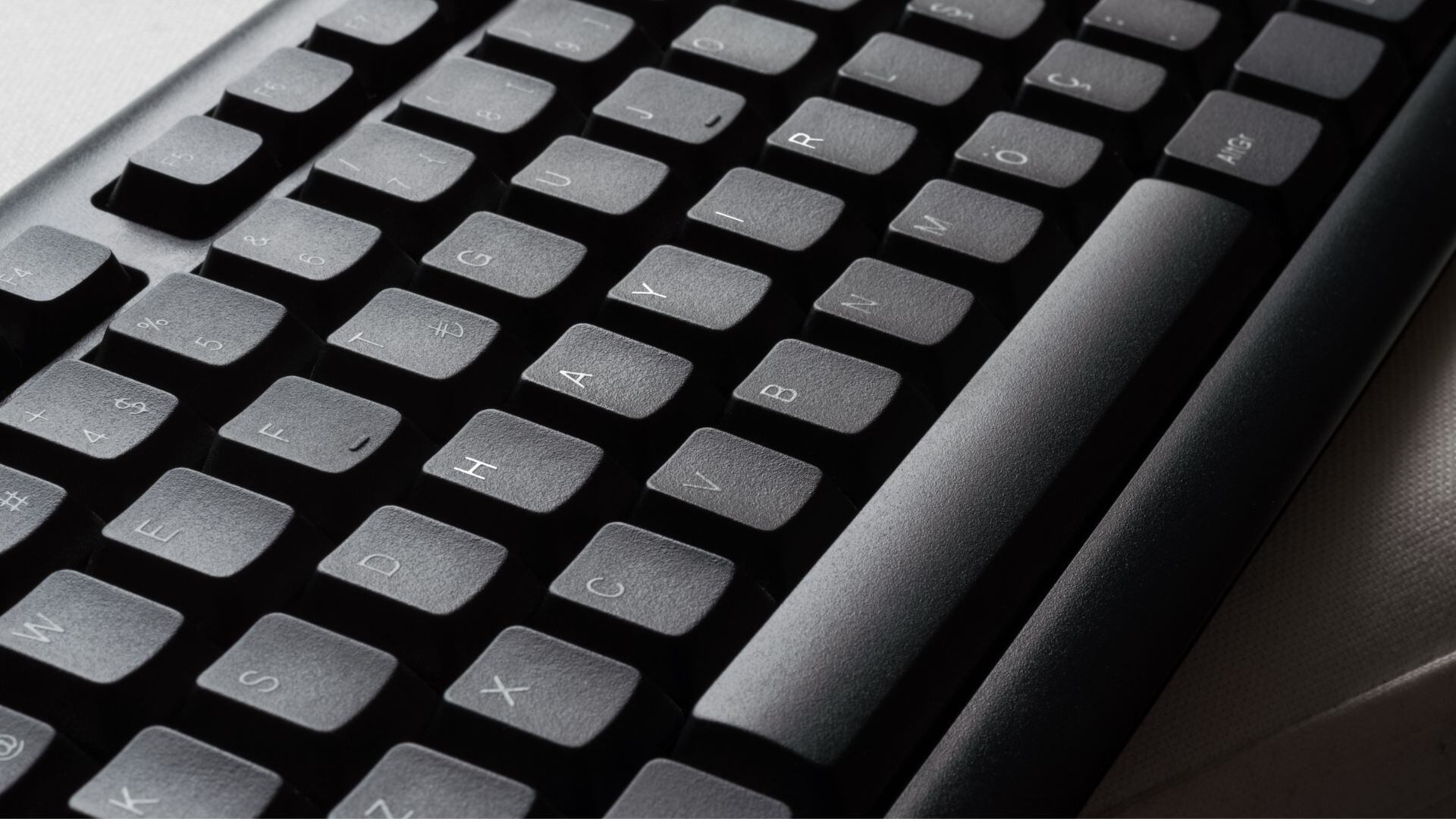 ¿Por qué las letras del teclado no están en orden alfabético? La verdad ...