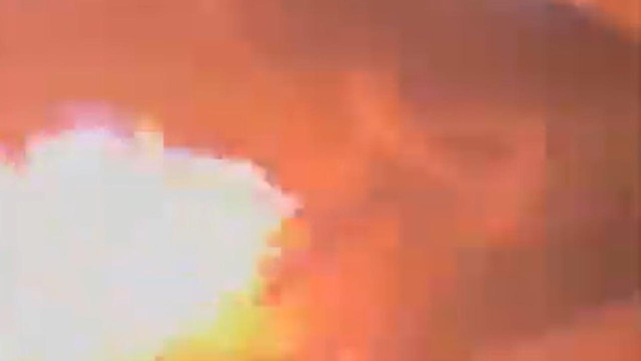 Shock video of Sydney fireball