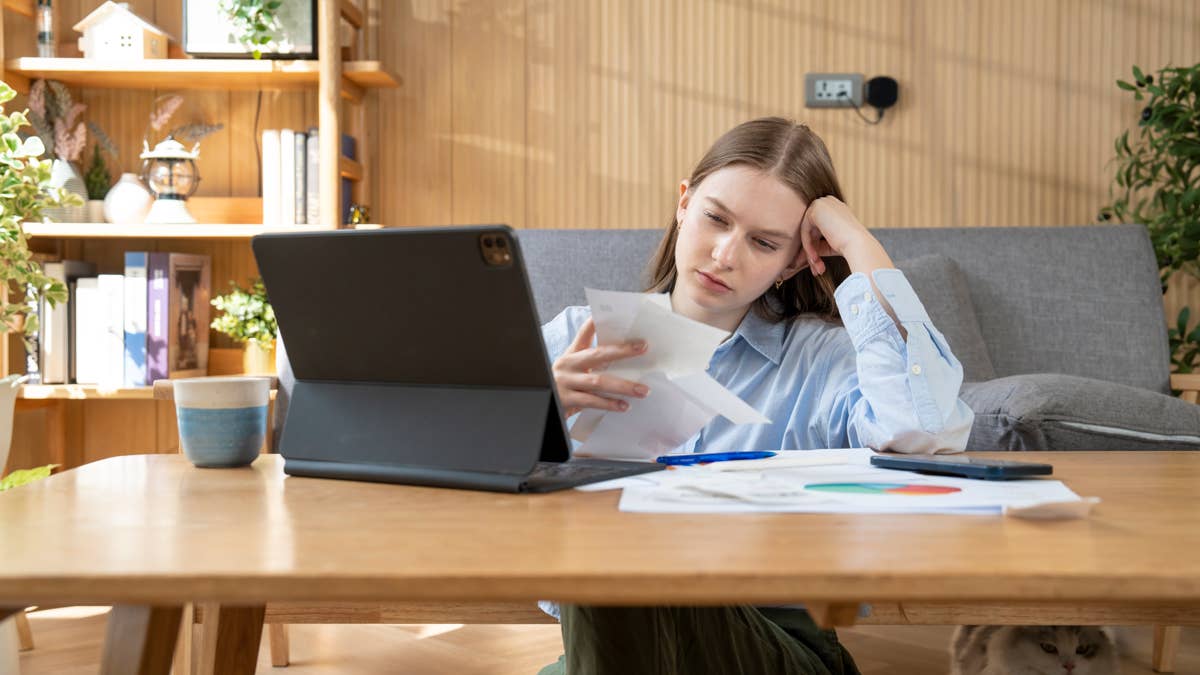 Overcome money anxiety: 5 steps to improve your finances and reduce stress