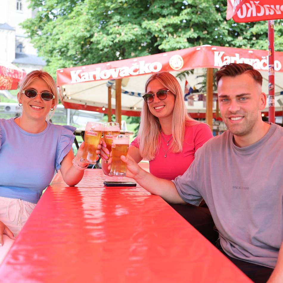 Prost! Bierbörse lockt mit Gerstensaft aus aller Welt