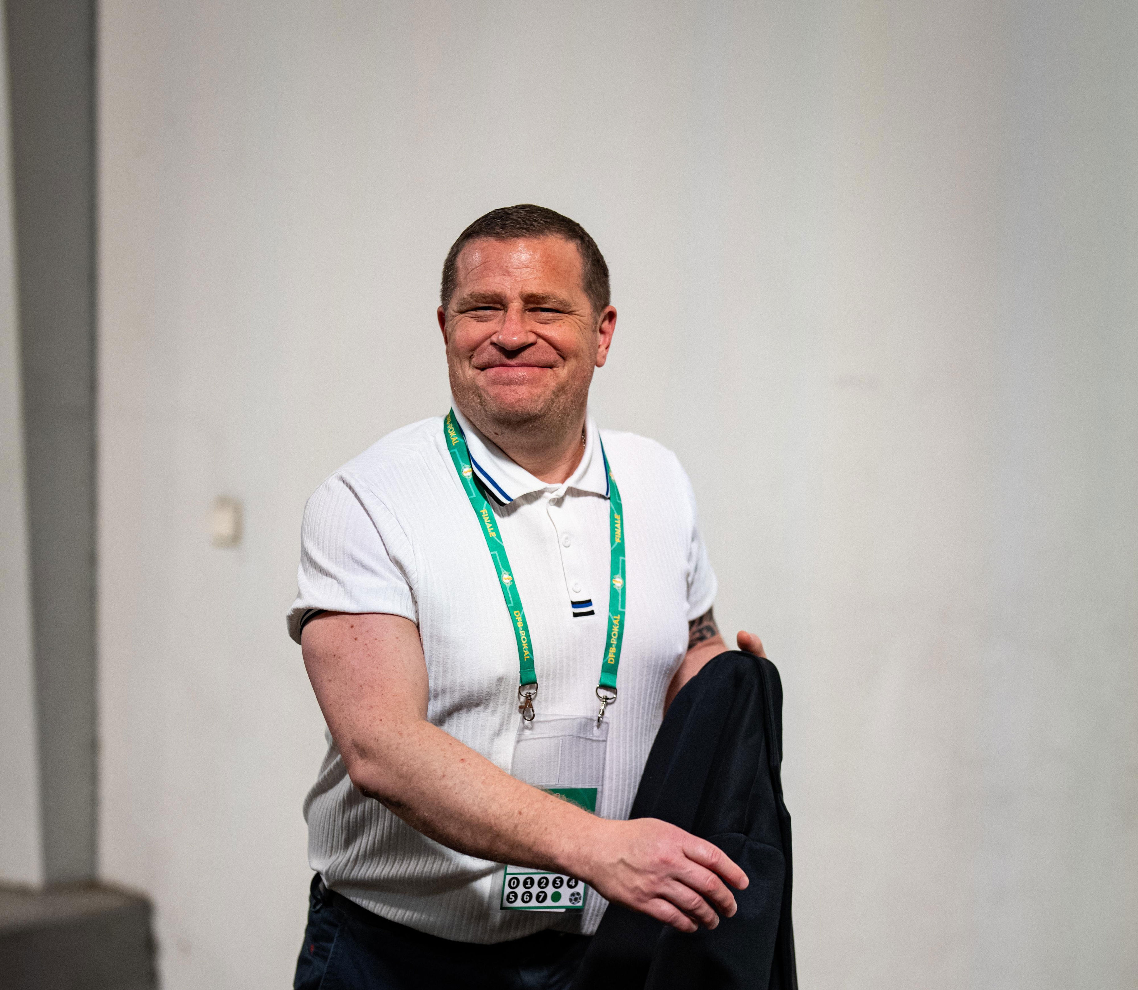 Bayern Munich’s Max Eberl looks to secure transfers for just one or two ...