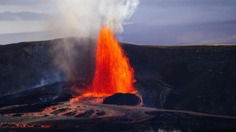 Kilauea’s episode 48 lava fountains could burst from the summit any ...