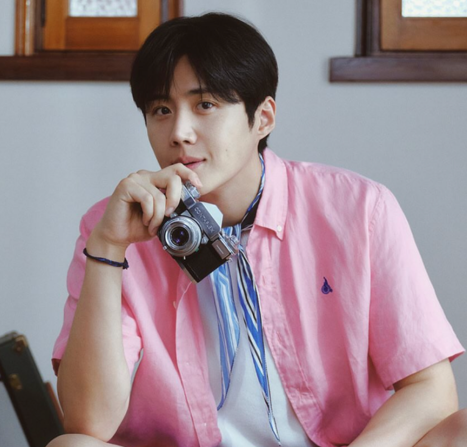 Comma hair pendek ala aktor Korea & K-pop idol