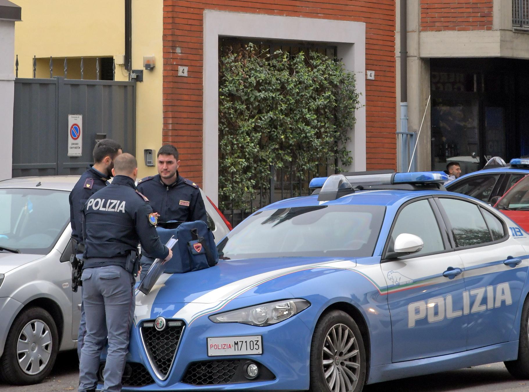 Pavia, raid notturno al Compro oro: portata via la cassaforte