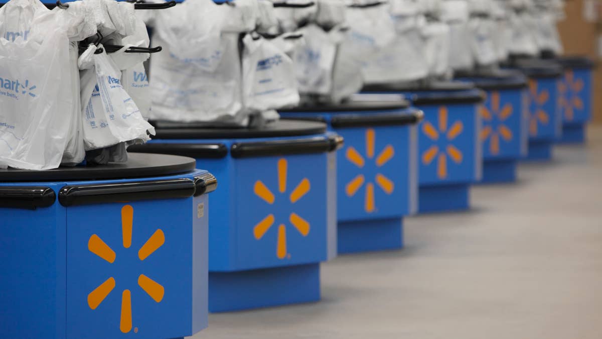 Walmart has a 'sturdy' mini electric bike with 'really good battery ...