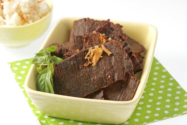 Resep dendeng sapi pedas pakai daging kurban, ide menu saat Idul Adha ...