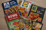 Pünktlich zur WM: Aldi Süd verkauft Mini-Beamer und der weiß zu überraschen