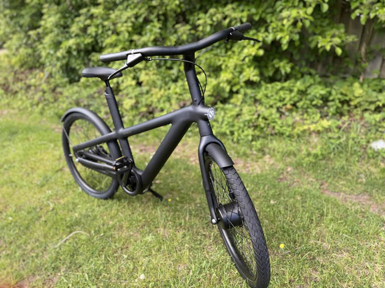 VanMoof S6 im Test: Dieses E-Bike fährt sich wie ein Butler auf zwei ...