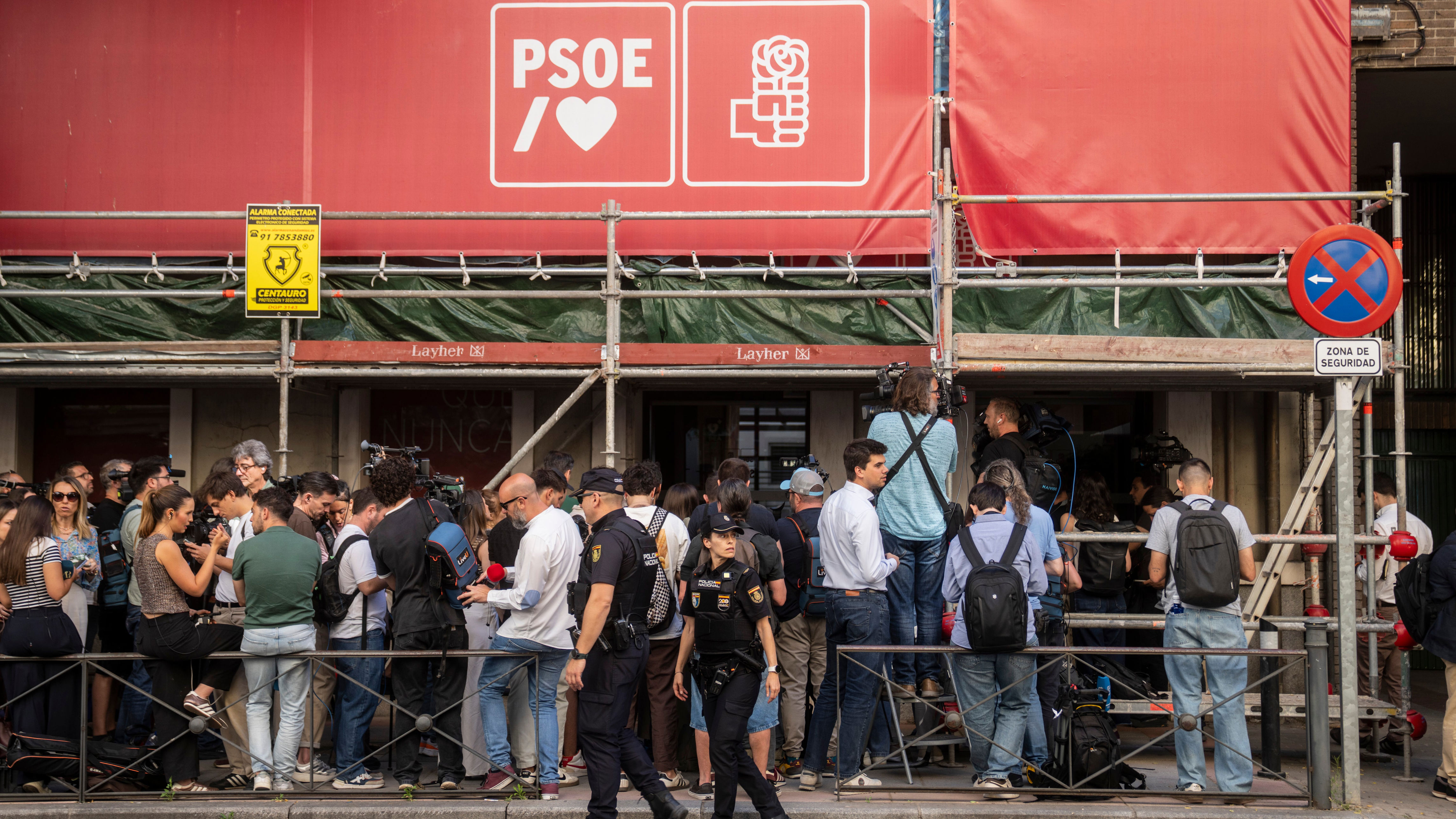 Ciudadanos gastados como Carlos Alsina