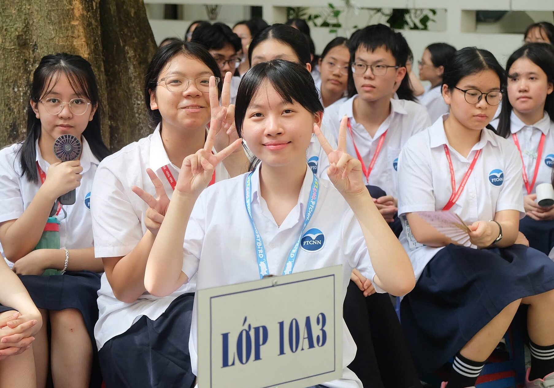 Tỷ lệ chọi lớp 10 chuyên Ngoại ngữ tăng, cao nhất 1/14