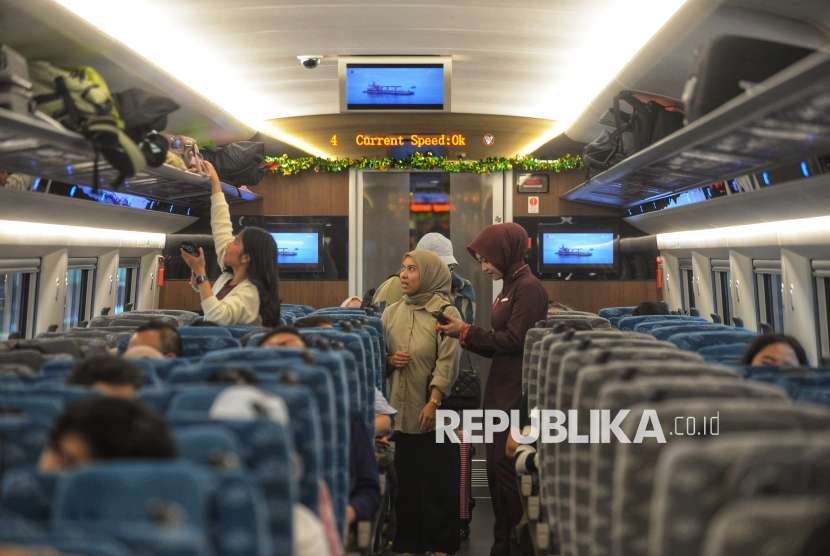 KCIC ingatkan aturan penggunaan stopkontak di kereta Whoosh
