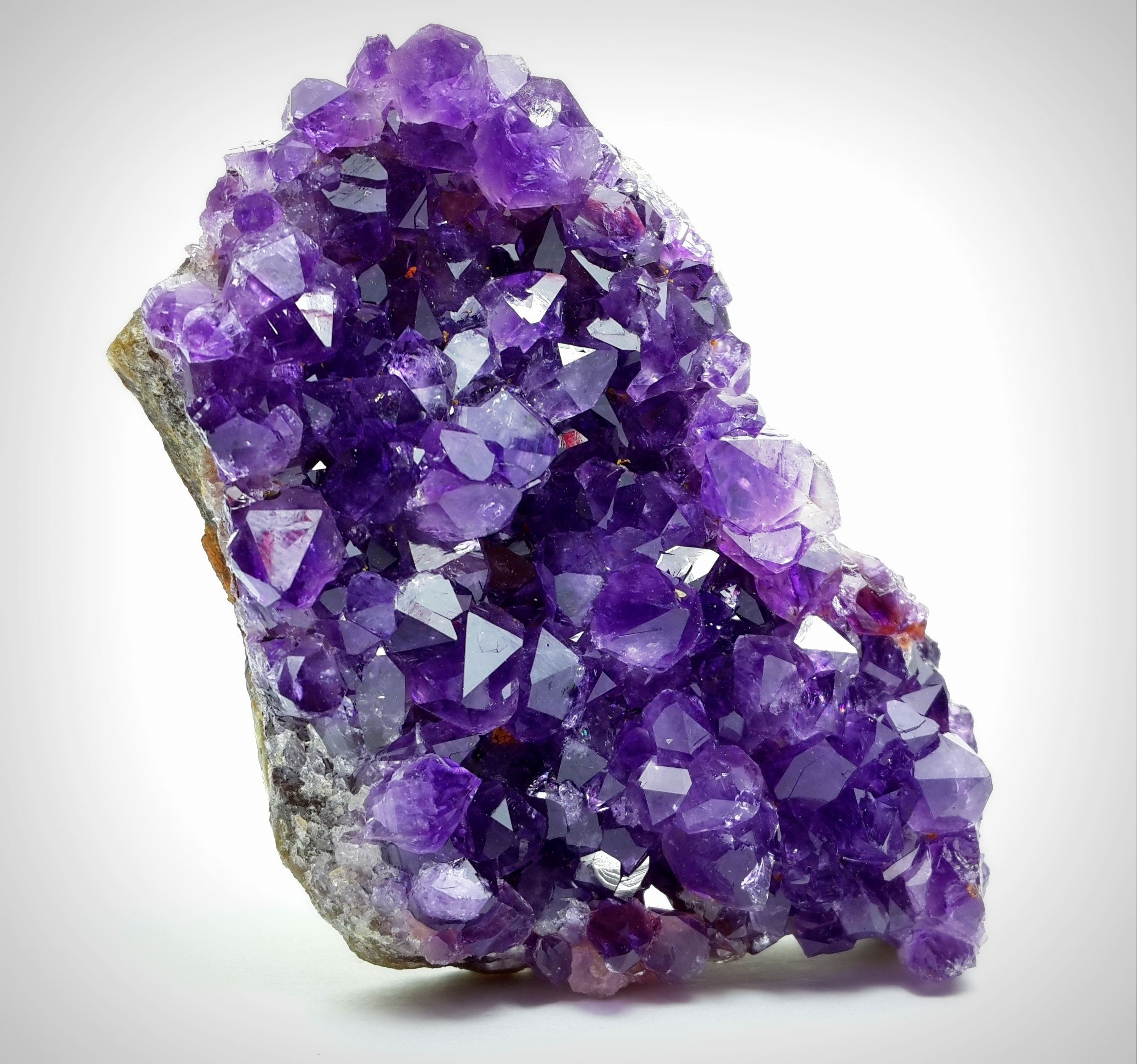 What your birthstone and birth color say about you