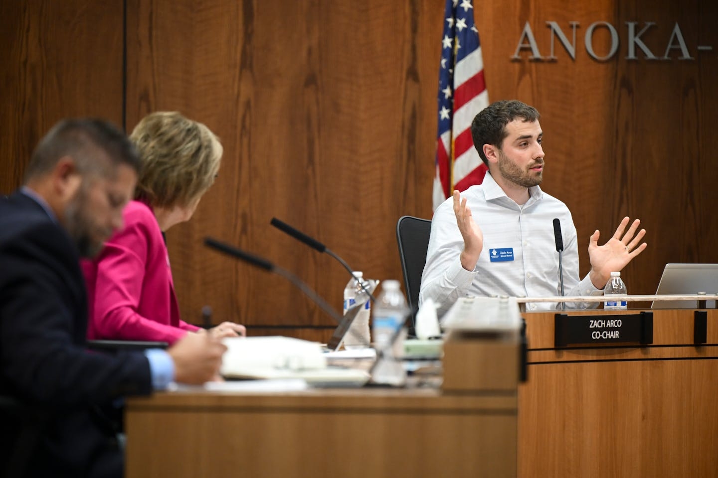 Anoka-Hennepin school board deadlock leaves social studies lesson plans ...