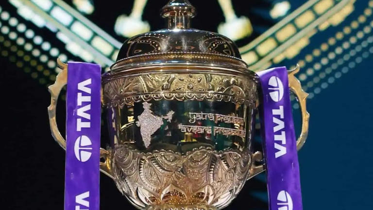 IPL 2026 final: RCB vs GT additional tickets starting at Rs 3,000 on ...