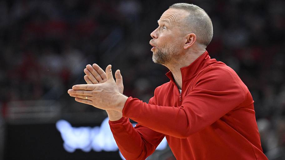 Pat Kelsey solved a major Louisville basketball weakness with his most ...
