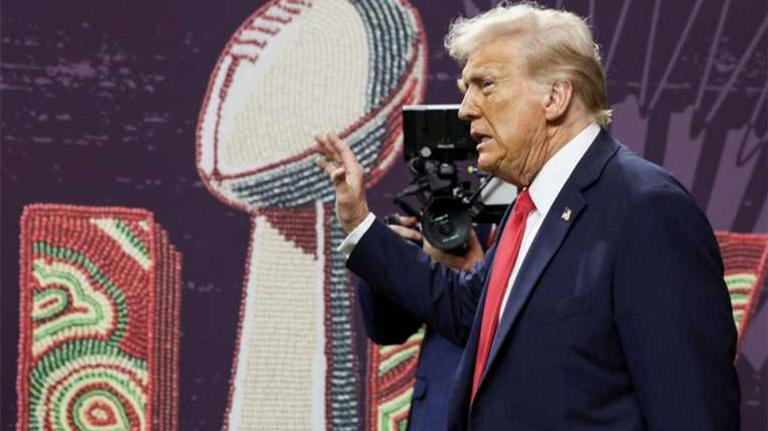 Trump rushes to defend embattled NFL quarterback: 'They are all losers'