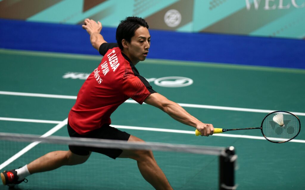 Home hero Loh Kean Yew storms into Singapore Open semifinals